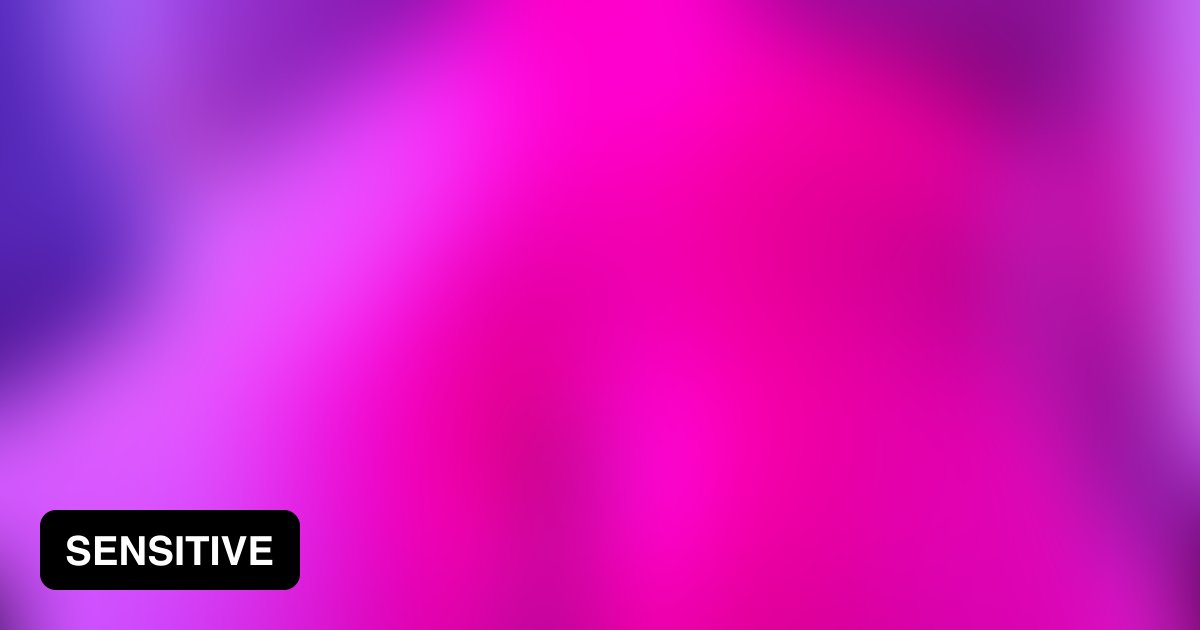 My tummy with my shiny bling bling - 9GAG