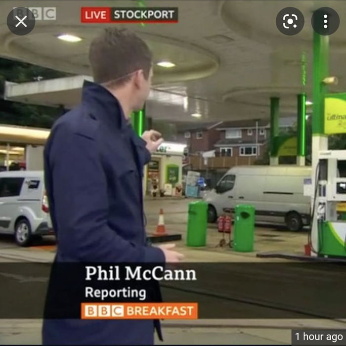 "Phil McCann" reports on fuel shortage. - 9GAG