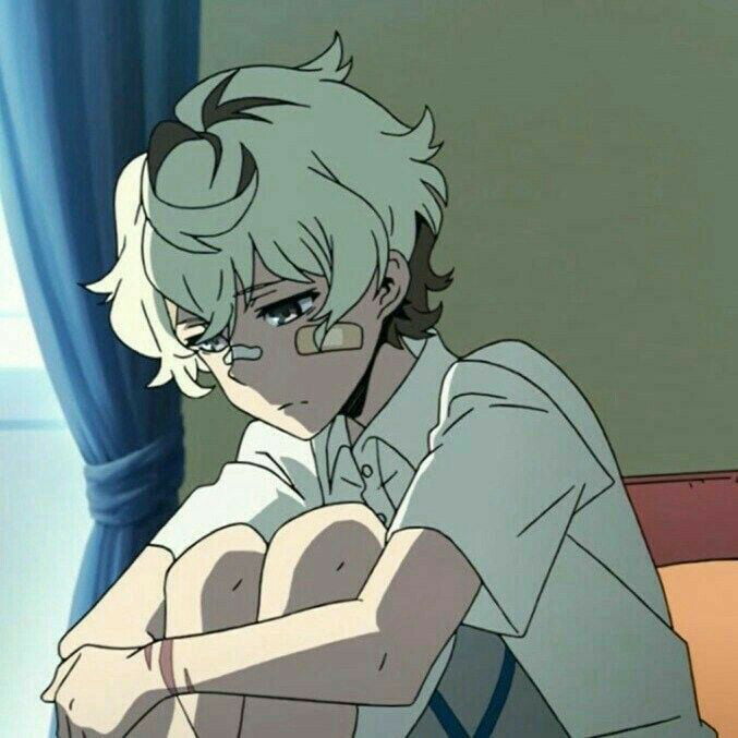 Every weeb. P.s. can anyone tell me who the boy is and from he is from ...