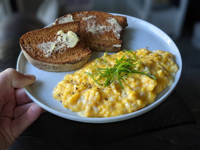 Scrambled eggs and toast - 9GAG
