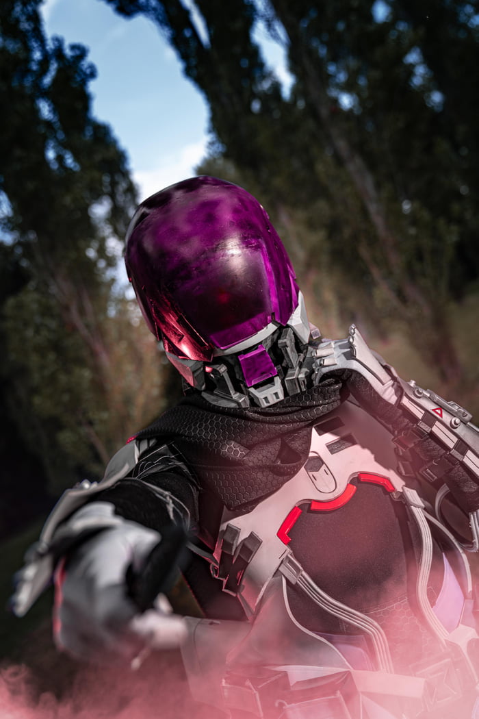 Wraith Voidwalker Cosplay by IG: Kyfolam - 9GAG