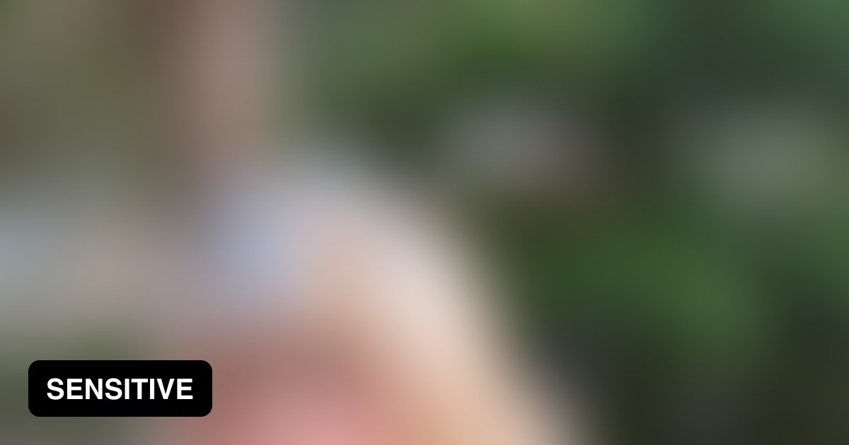 Jeanne d'arc bikini cosplay by Uyuy cosplayer - 9GAG