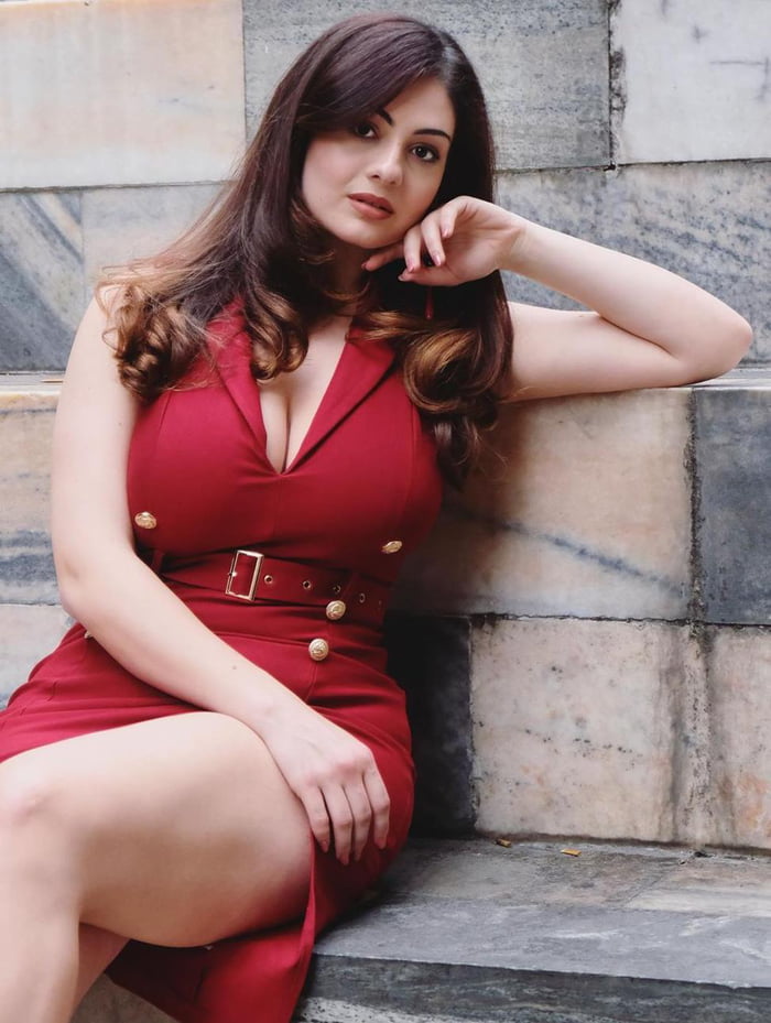 Paola Torrente - 9GAG