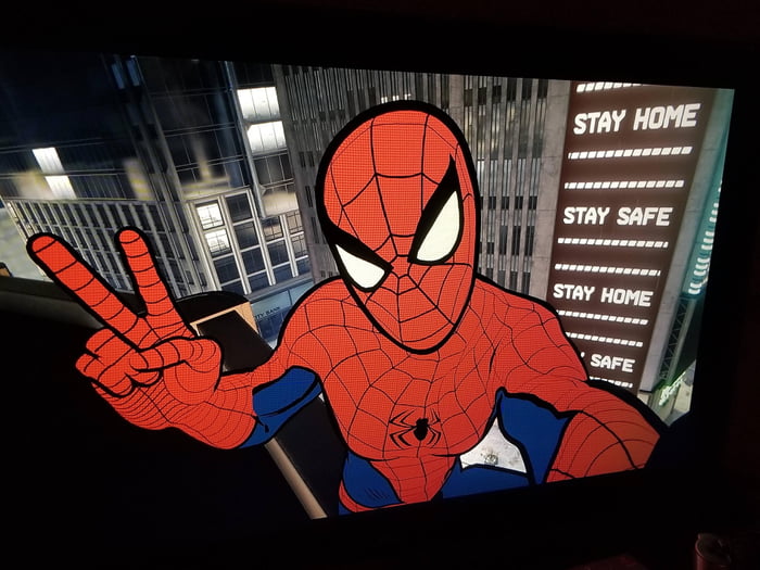 Social Distancing Spidey Style. - 9GAG