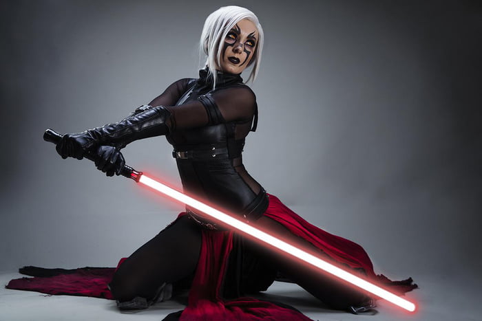 Jessica Nigri as a Sith pt. 2 - 9GAG