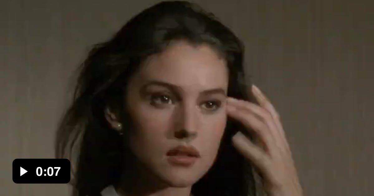 Monica Bellucci in La Riffa (The Raffle) - 9GAG