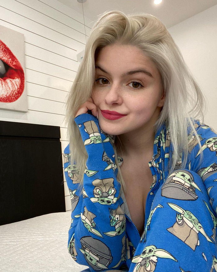 Ariel Winter 9gag