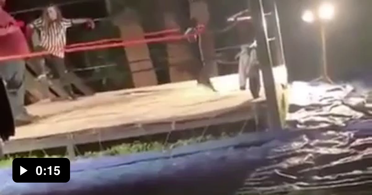 Backyard Wrestling matches always work out great! - 9GAG