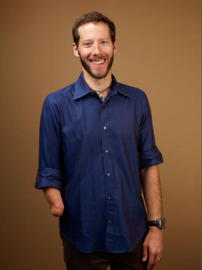 In 2003 Aron Ralston went hiking in Utah, but then Aron slipped and a ...