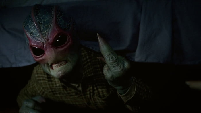 Resident Alien - My new favorite series - 9GAG