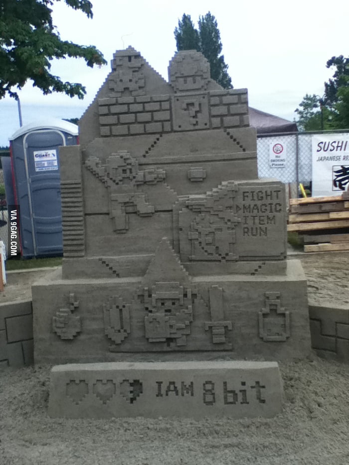 8bit sand sculpture! - 9GAG