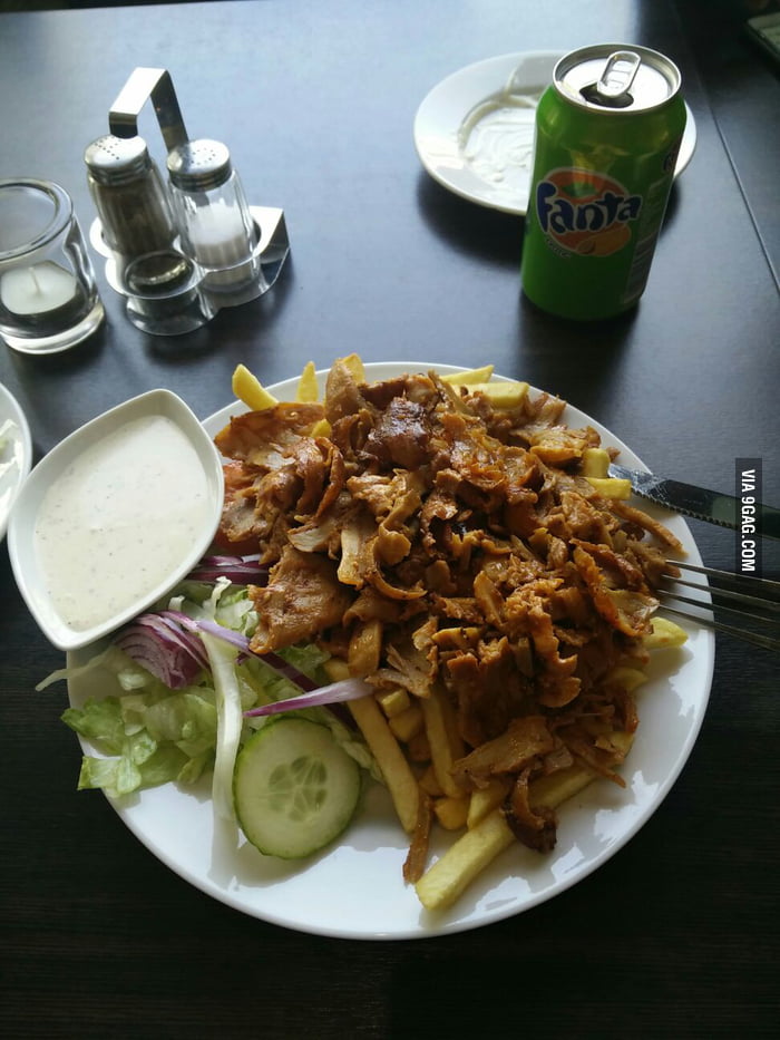 This is kebab, kebab is good, kebab is life - 9GAG