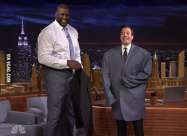 Jimmy Fallon wearing Shaq's jacket. - 9GAG