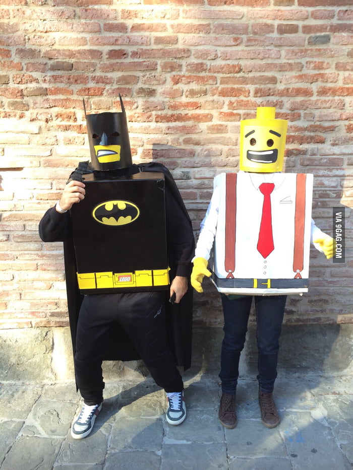Low cost Lego cosplay - 9GAG