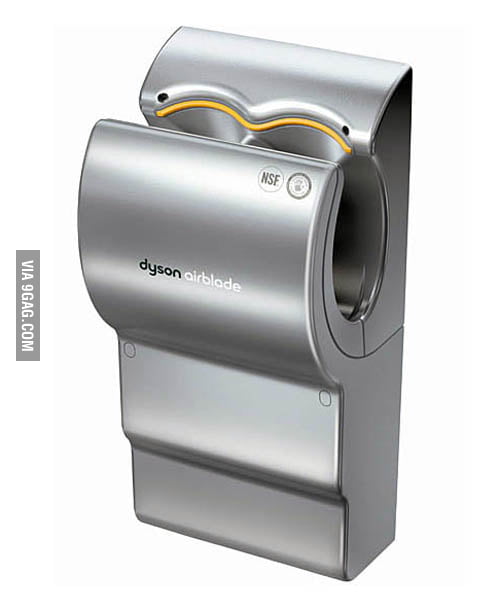 Worst urinal ever. - 9GAG