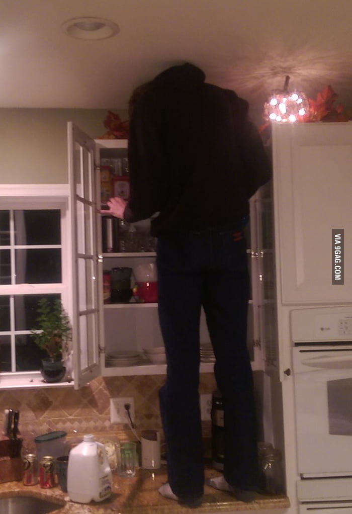 Tall Male Problems - 9GAG