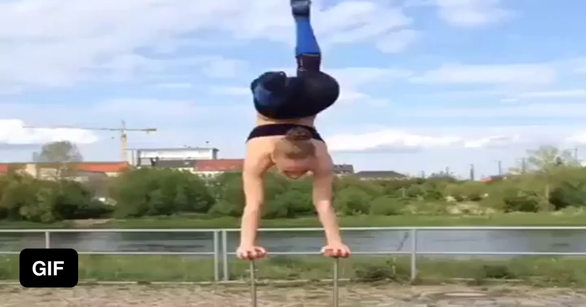 Fancy footwork - 9GAG