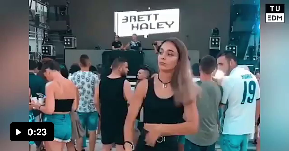 This dance - 9GAG