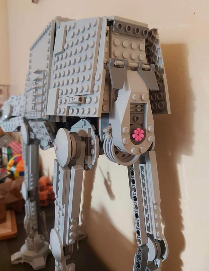 Cursed legos - 9GAG