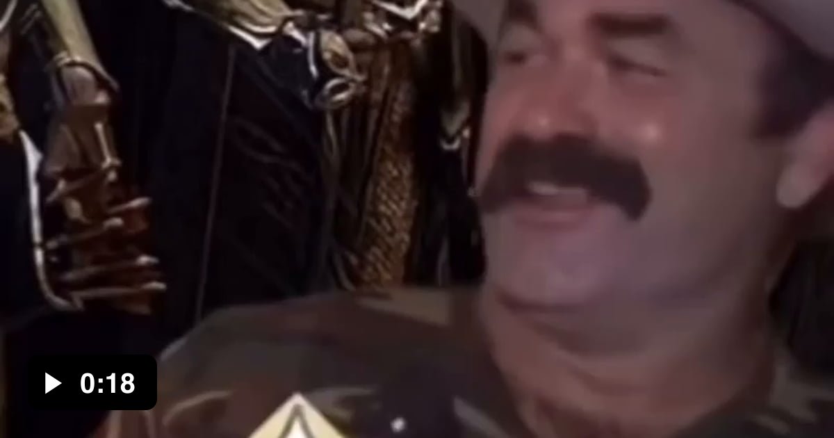 Elf walks I to a dwarf bar..... - 9GAG