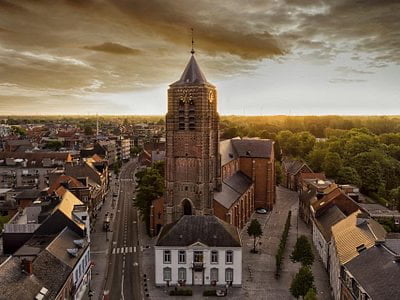 Today in the Belgian town of Olmen -Population 3800- exactly 165 ...