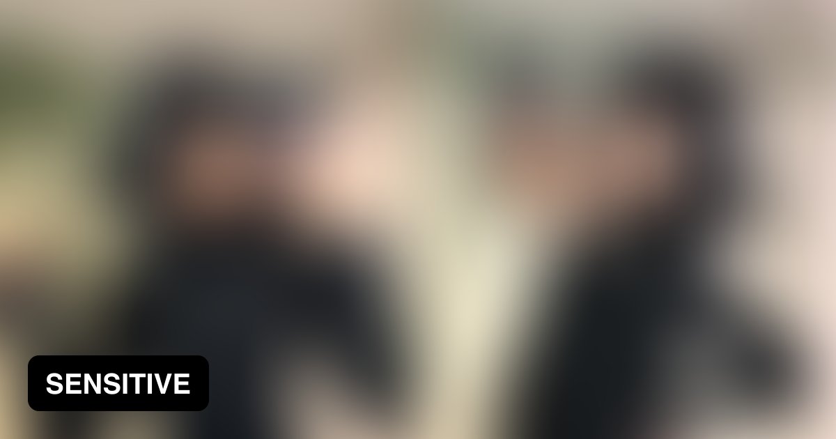 Shy goth girl, smash or pass? - 9GAG