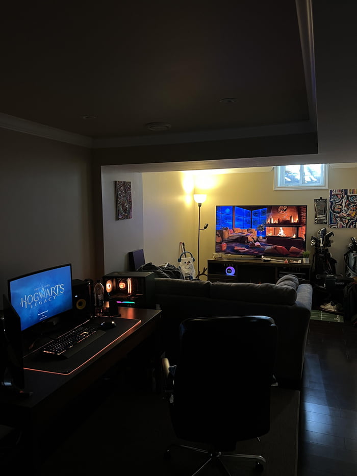 First apartment, 5-6 hundred square feet - 9GAG