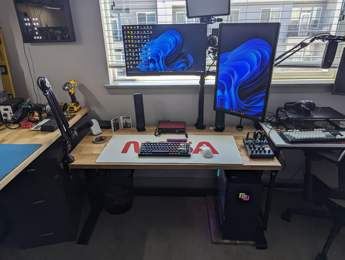 Finally got set back up after moving - 9GAG