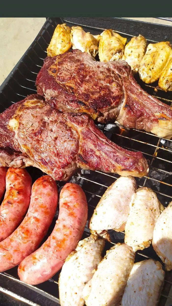 Hey guys wanna some Brazilian barbecue? - 9GAG