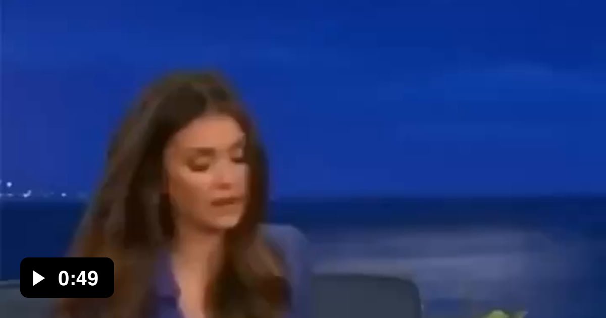 She is absolutely gorgeous! - 9GAG