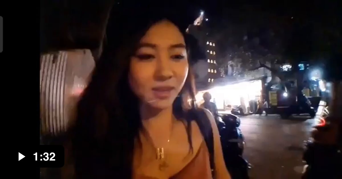 This Indian Viewer Came To Help The South Korean Streamer After
