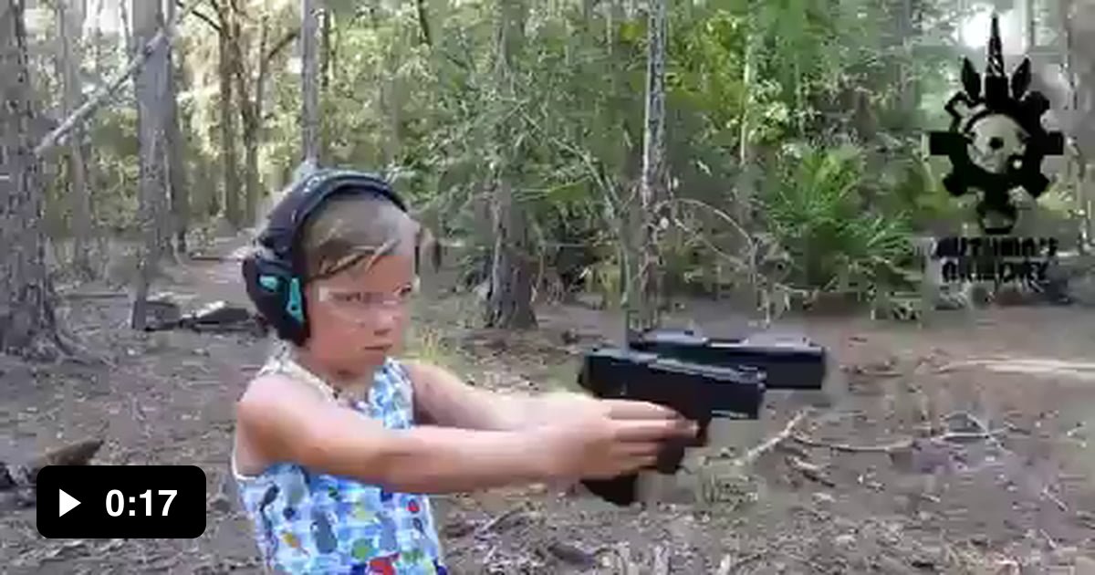 Dual-Wielding Child - 9GAG