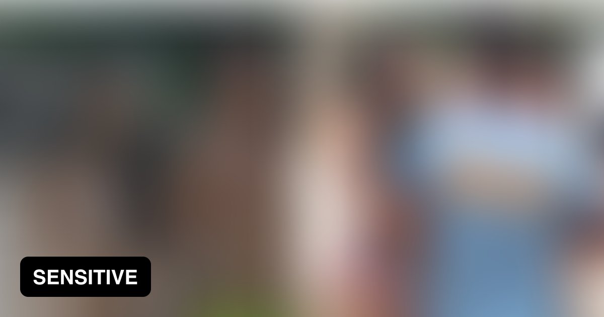 Tourist is surprised that she is in trouble for wearing an inappropriate swimsuit in a beach - 9GAG