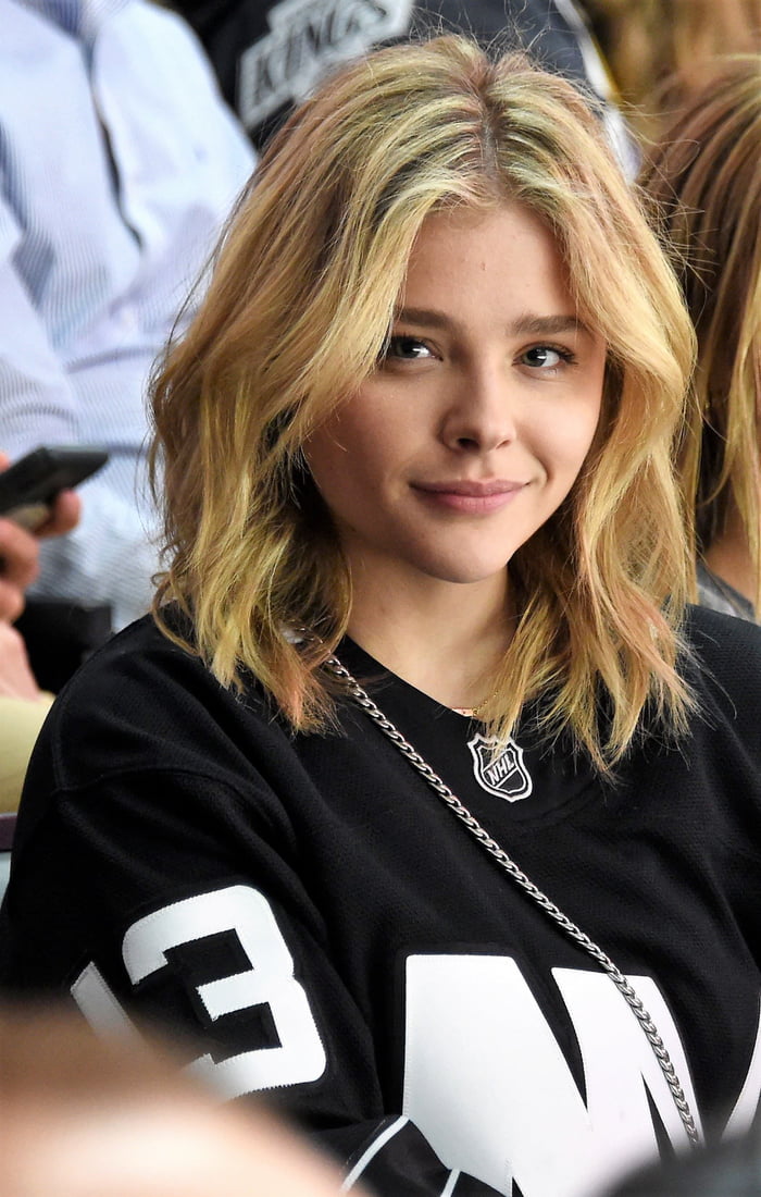 Chloe Grace Moretz 9gag
