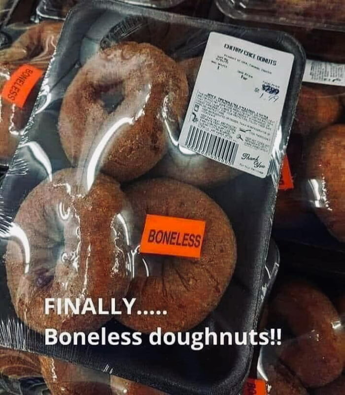 I always eat around the donut bone so I don’t crack my teef - 9GAG