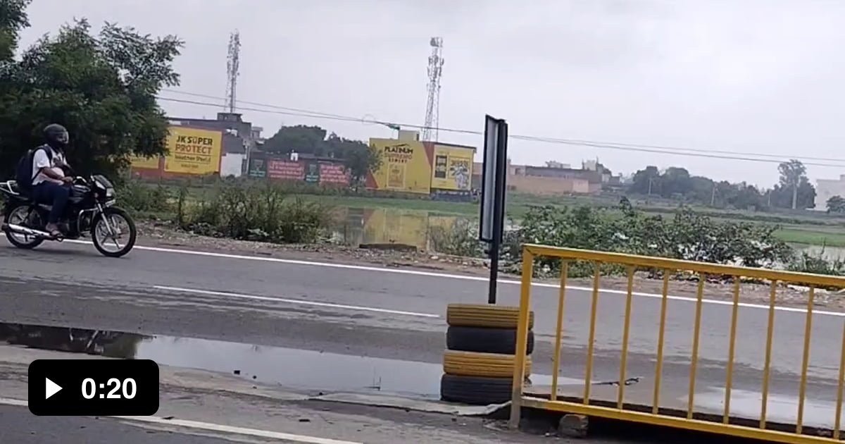 Bro got no legs but he knows how to enjoy his life, he was going 80kmph ...