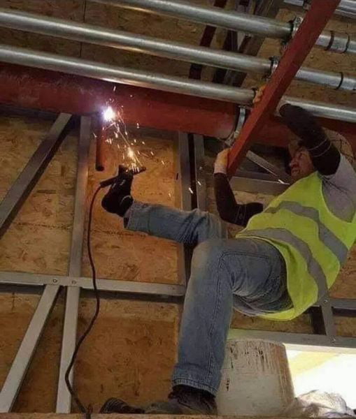 Osha sweating profusely - 9GAG