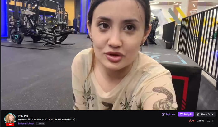 Trainer öz bacını ahlatıyor... - 9GAG