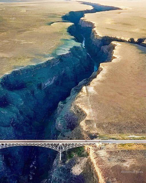 The Rio Grande Gorge Bridge: It's the seventh-highest bridge in the US ...