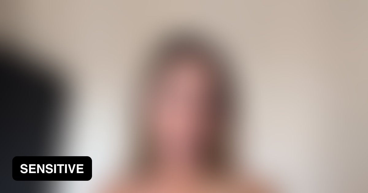 19, 95lbs, 5'1. finish on me or in me - 9GAG