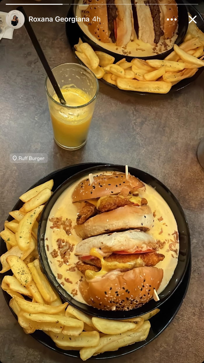 Client: I want a soup, but your burger looks so delicious. Sheff: say ...
