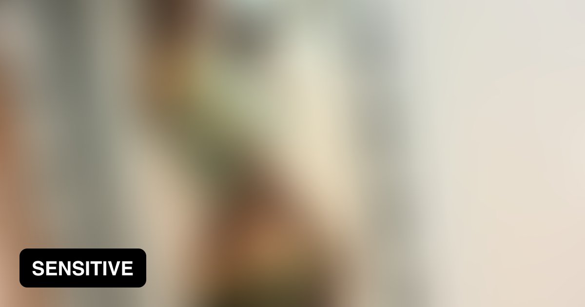 This batman short it’s kinda tiny - 9GAG