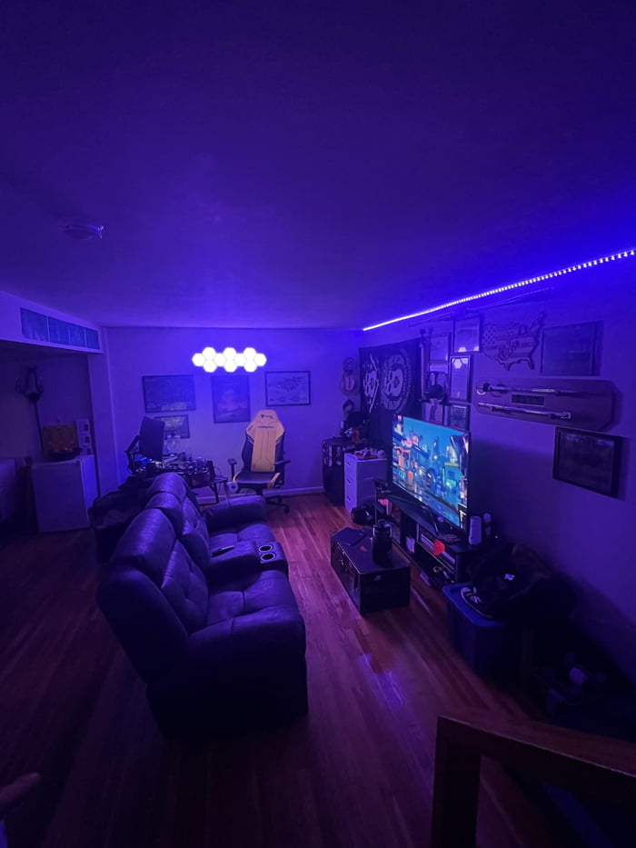 Current setup - 9GAG