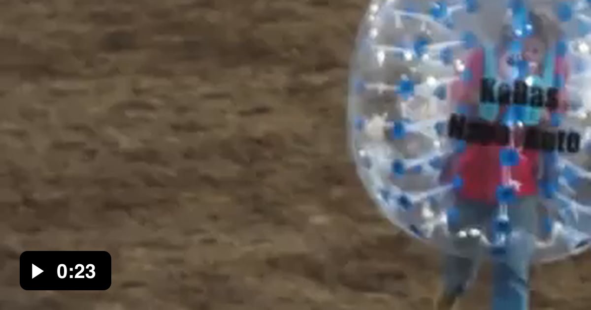 Bull fighting but with bubble balls - 9GAG