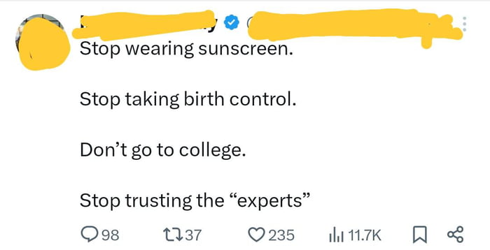 ""Experts"" - 9GAG