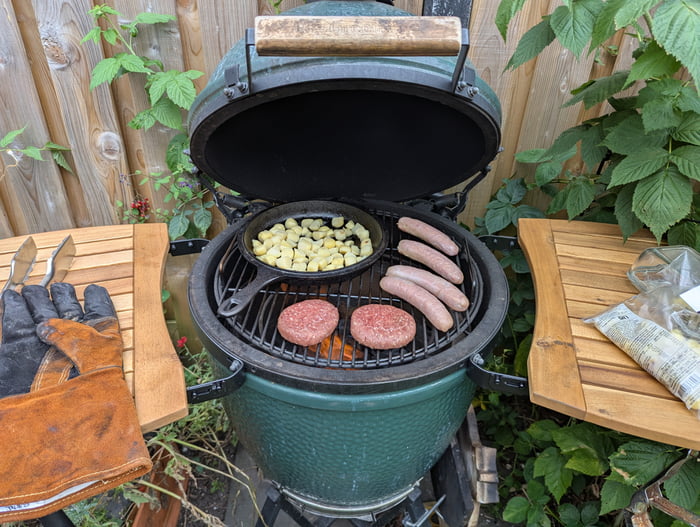 More barbecue - 9GAG