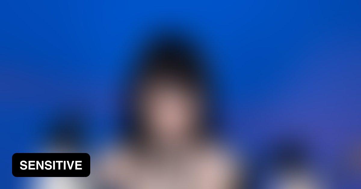 Choose the toy! Mihara cosplay from NIKKE by Kerocchi - 9GAG