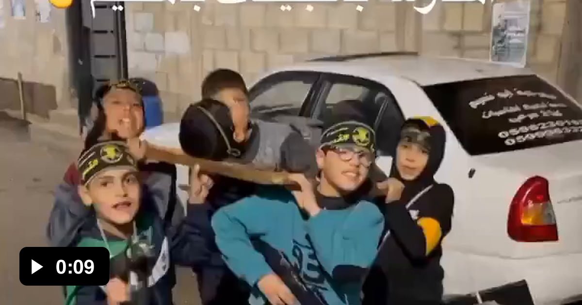 Can someone please explain this? - 9GAG