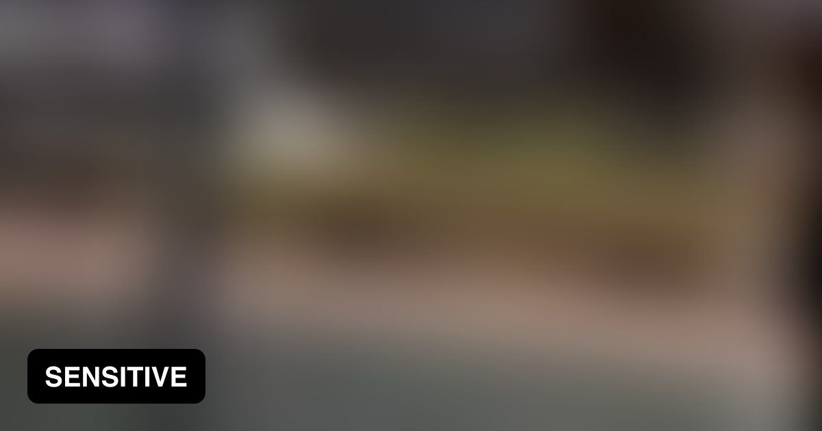 A quick lil neck adjustment.. - 9GAG