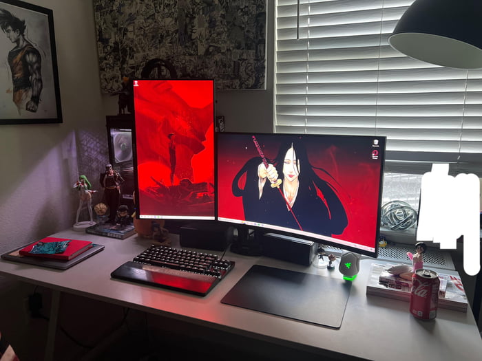 How to build around mounted monitors - 9GAG